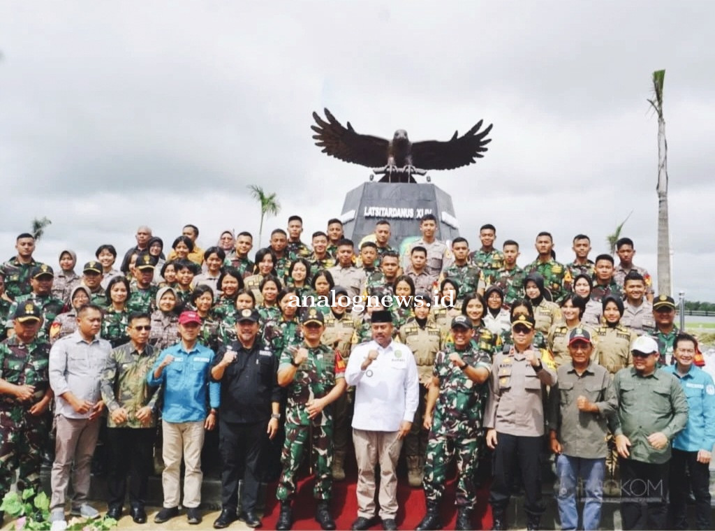 Peresmian Tugu Latsitarda XLIV 2024 di Tenggarong: Simbol Sinergi TNI ...